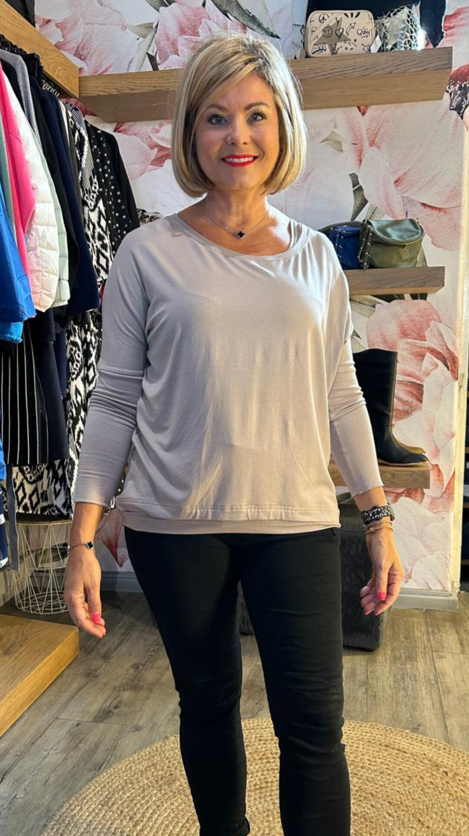 Tops – Pixel Shoes